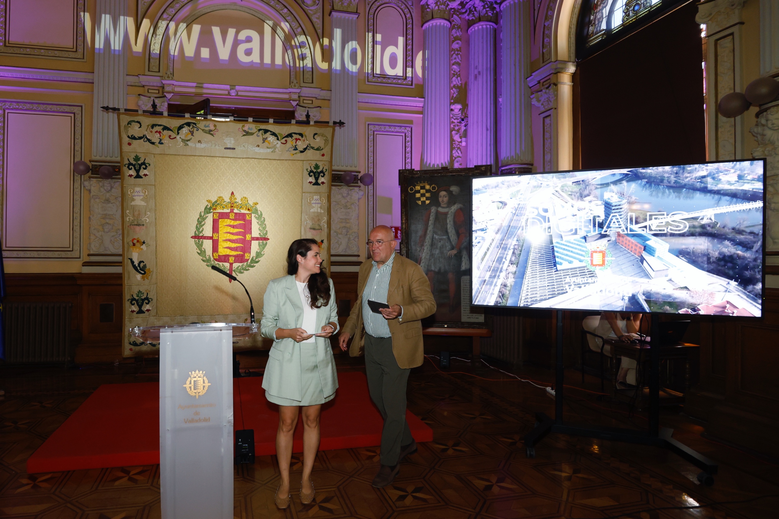 El Ayuntamiento presenta a ‘ANA’, la asistente virtual inteligente de la nueva web municipal ...